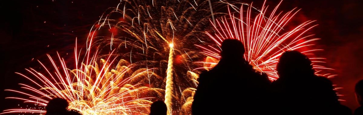 Buy tickets – Fulneck Bonfire Party Night – Fulneck Golf Club and Bar