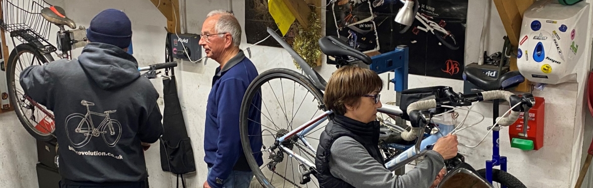 Sign up – Basic Bike Maintenance Class – Bike Revolution