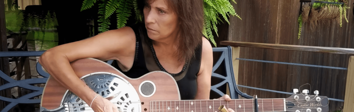 Get Tickets – JANET MARTIN & WRECKING BALL // 7:00PM – Révéler