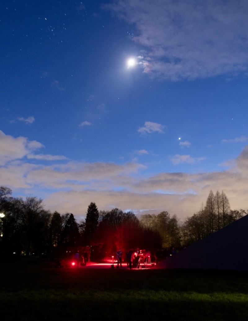 Book tickets – Cheadle Moon: Moonwatch with Jodrell Bank – St Giles the ...