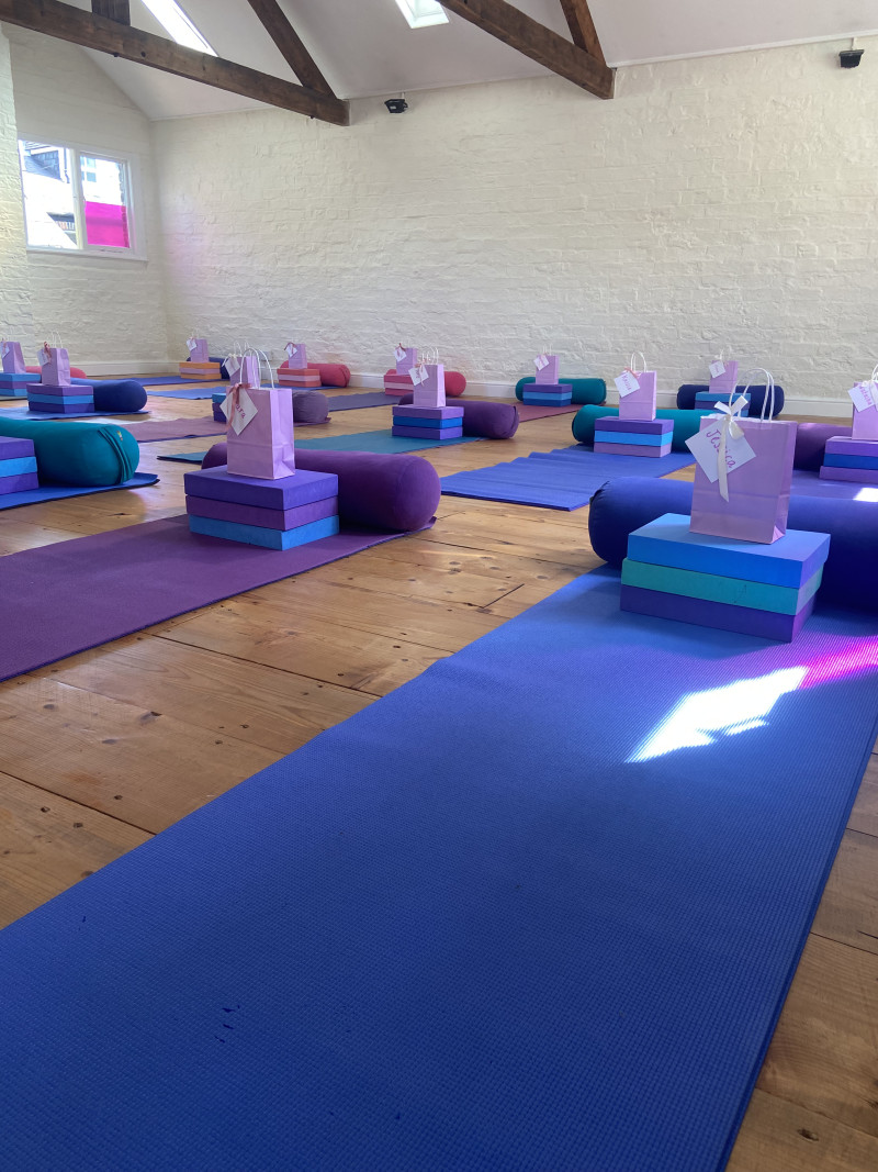 Buy tickets – Yin Yoga & Brunch 🧘🏽‍♀️ – The Stables Yoga Centre