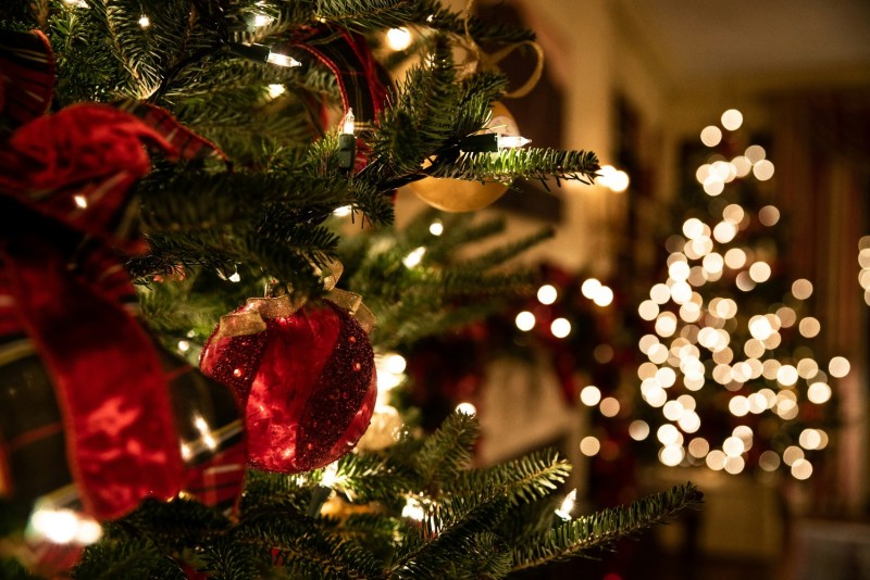 Purchase your tickets here – British Queen Christmas Quiz – British ...